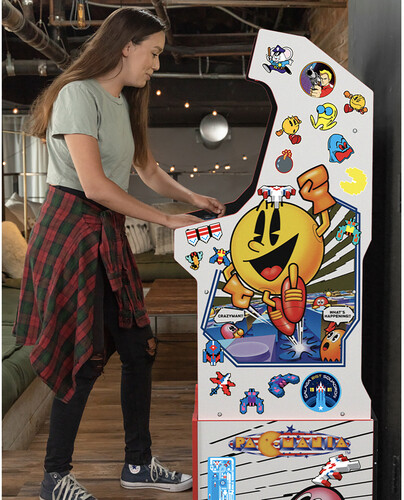 PACMANIA BANDAI LEG W/ STICKERS Games on PopMarket